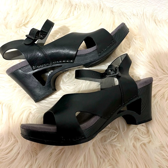 Dansko | Shoes | Dnsko Black Leather Sandals With Heel | Poshmark